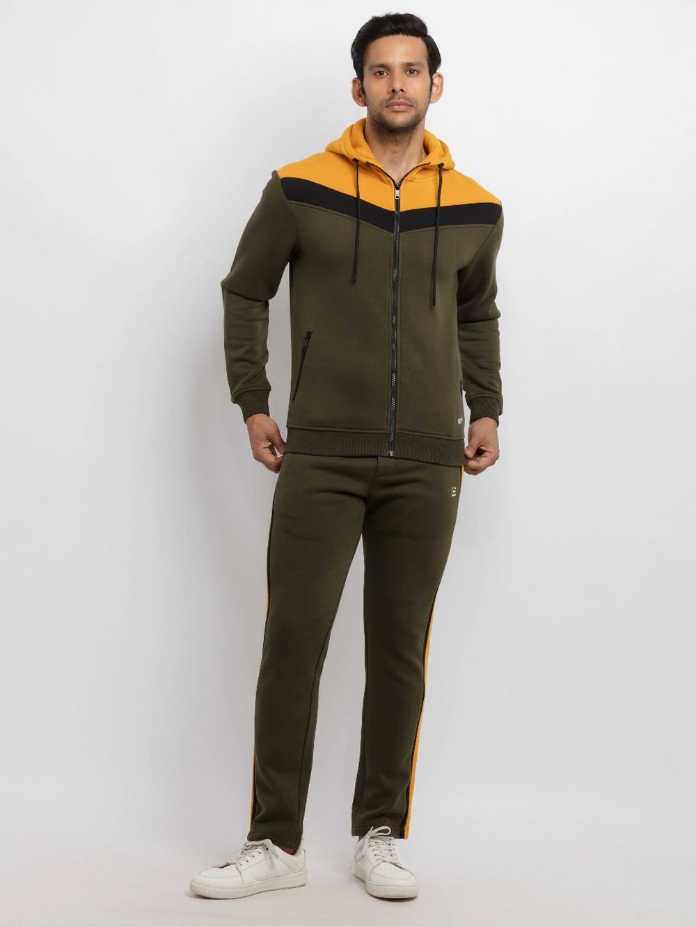 Buy Mens Mix & Match Tracksuit Online at Best Price in India - Suvidha ...